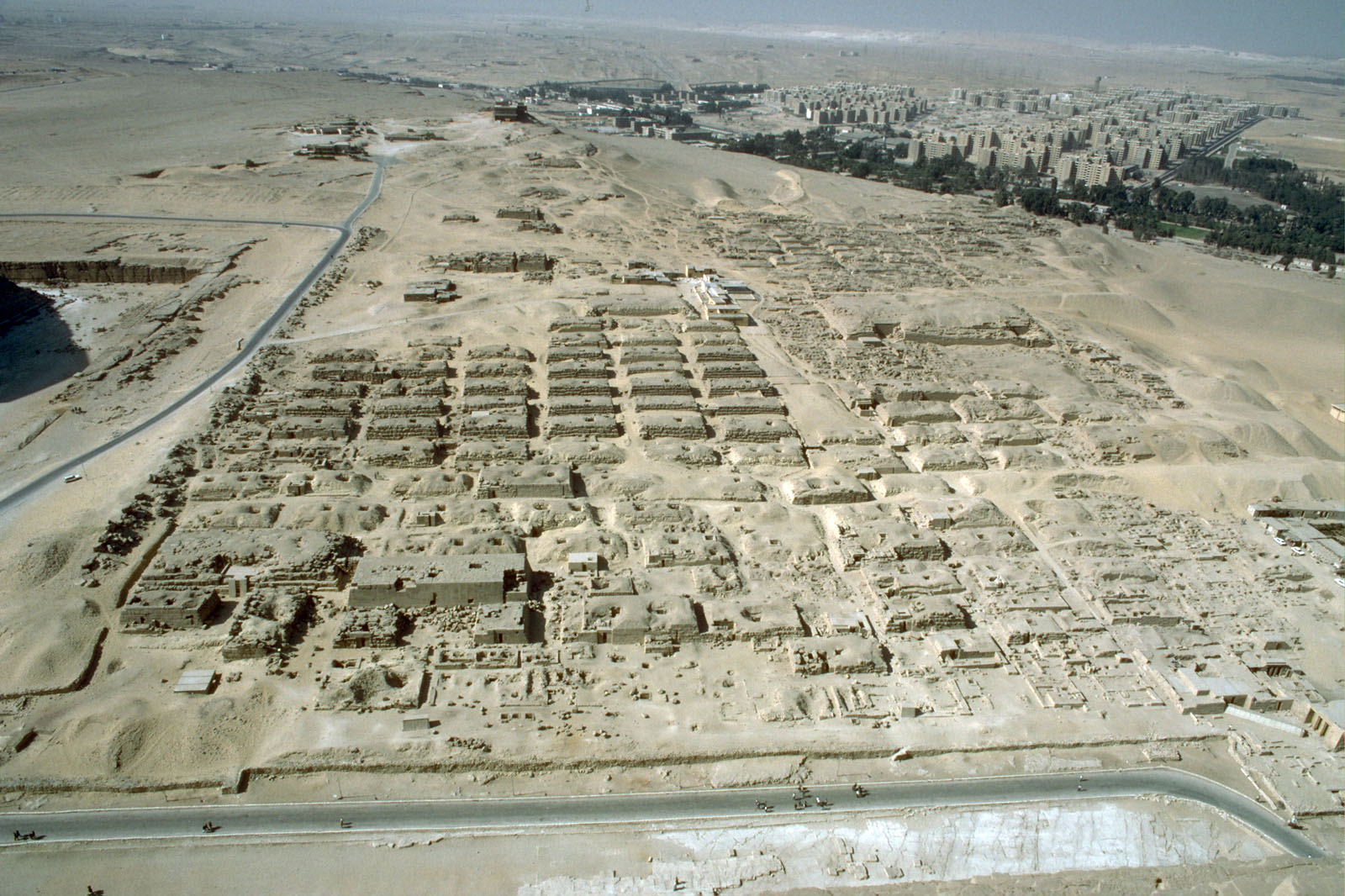 Pyramids of Giza Map | Key Sites & Visitor Information
