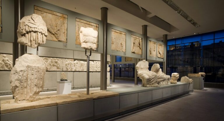 Acropolis Opening & Closing Hours During Winters