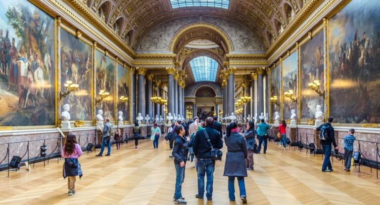 Unlock Art Secrets with a Louvre Museum Guided Tour